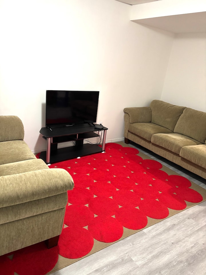 Cozy Two Bedrooms Suite
License Number: 2459875 - Winnipeg