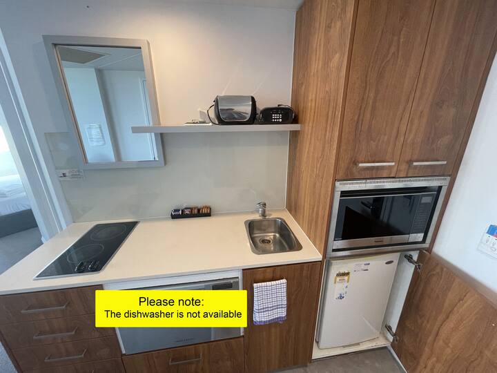 Surfers Paradise Hotel Room Close To Beach, 2f - Surfers Paradise