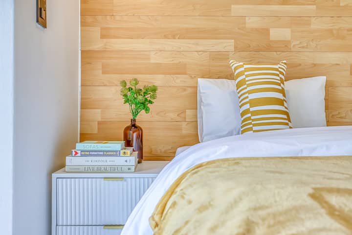 Yellowbox - Vibrant Sandton Loft - Sandton
