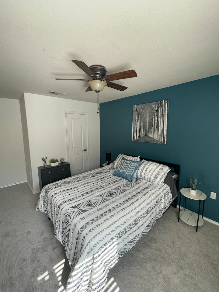 Modern Bedroom In Spacious Home - Austin, TX