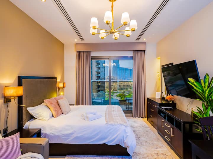 Cozy Studio With Burj Khalifa Views - Dubai
