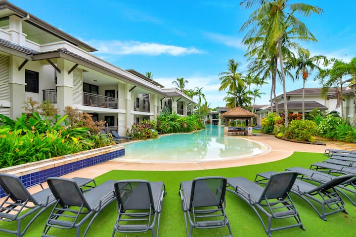 Rooftop Tranquility At Stunning Temple Resort - Port Douglas