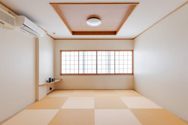 博多駅からタクシーで5分|最大8名|プライベート空間|モールアクセス良好 - Fukuoka