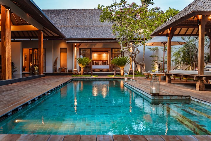 Villa Zarrin Seminyak Bali Luxury 3 Bedroom Villa - Seminyak