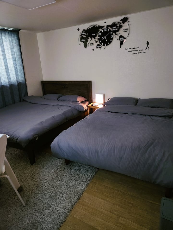 코즈하우스(Cozy House) #미스터멘션 - Seoul Gimpo Airport (GMP)