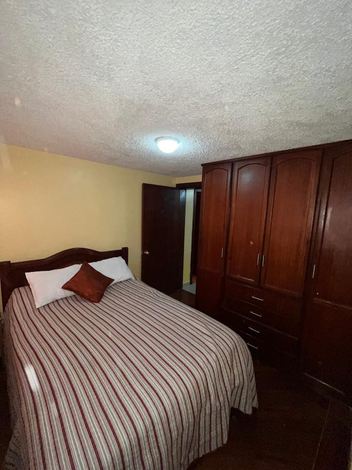 Confortable Hospedaje En Ambato - Ambato