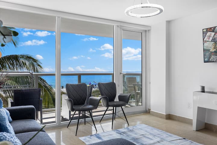 Miami Beachfront Oasis With Stunning Ocean Views! - Miami Beach, FL
