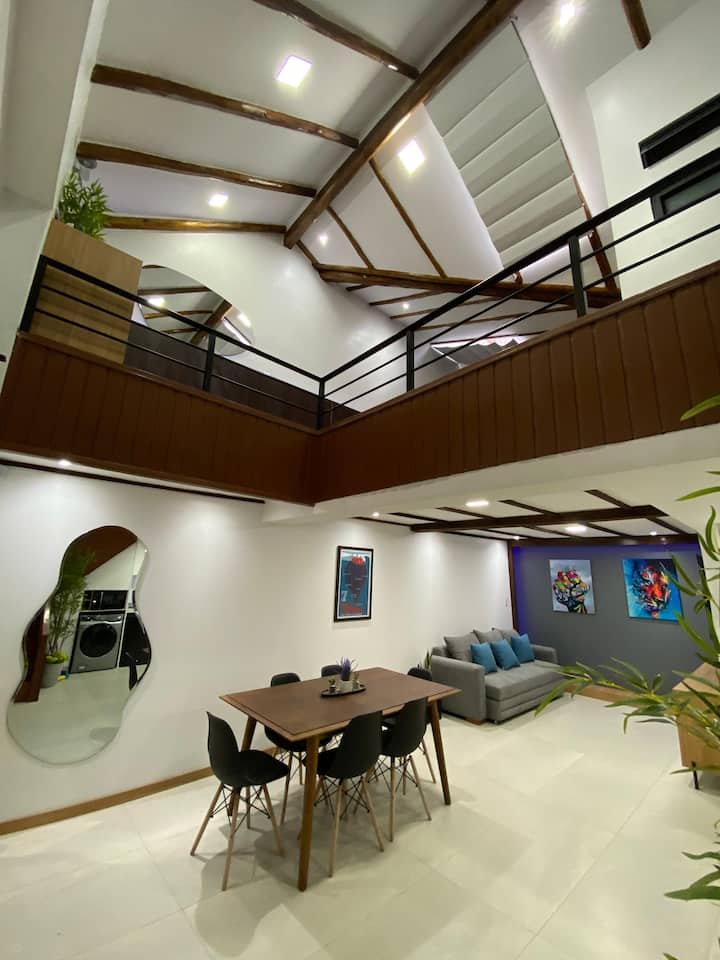 House In The Historic Center - Ecuador