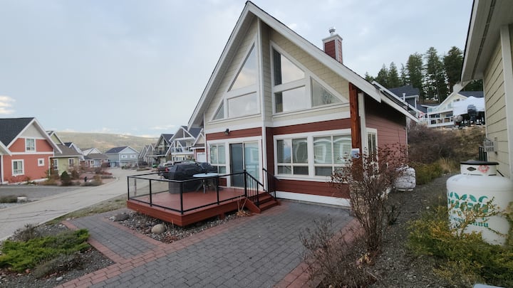 Bright 2 Br & Loft Pf Cottage 358 @Lacasa - Lake Country