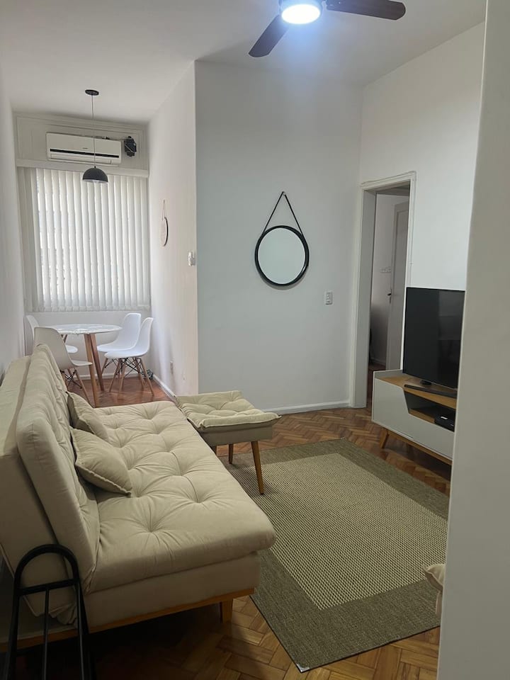 Lar Aconchegante Com Localização Perfeita - Ipanema