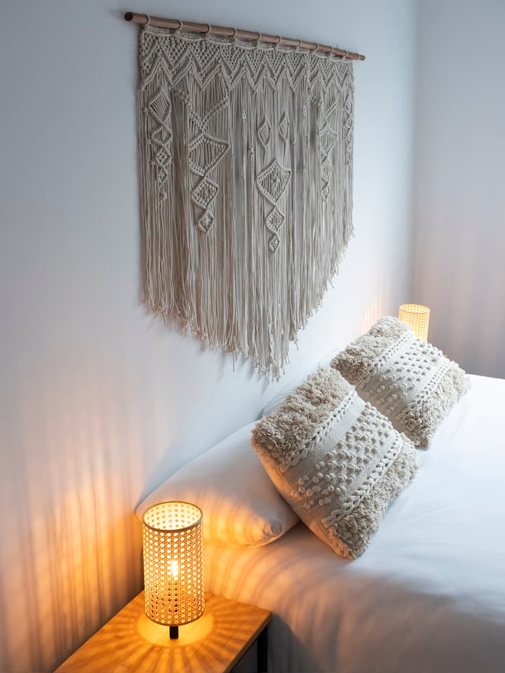 Calma Muralla Apartment (2 Bedrooms & 2 Bathrooms) - Séville