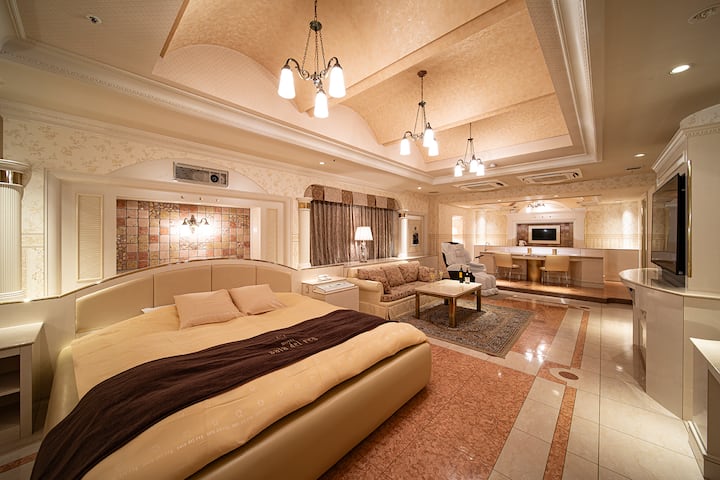 Towering Along The Kamo Riv. - Kyoto