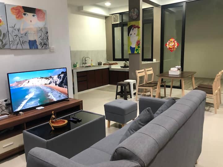 Bliss Home Holiday - Batam