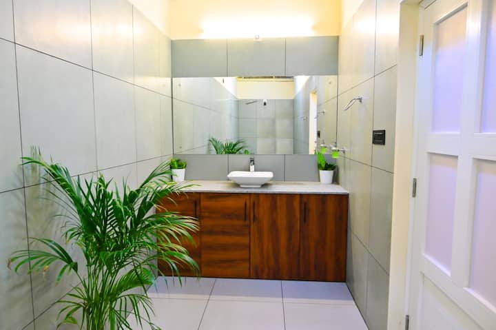 M Cafe Private Pool Villa - Wayanad