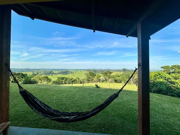 Suíte 4 Tucano | Café Da Manhã | Respire Ar Puro - São Pedro