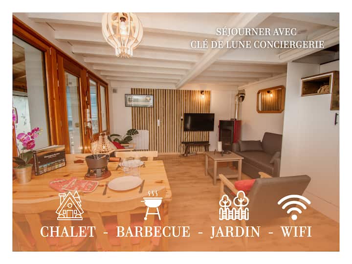 Chalet Type "Pagotin" Rénové Au Coeur De Métabief - Métabief