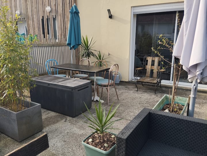 Appart Terrasse En Ville - ibis styles Dax Miradour