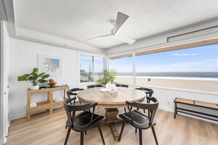 Oceanfront Oasis With Stunning Views Of The Sea - Newport Beach, CA