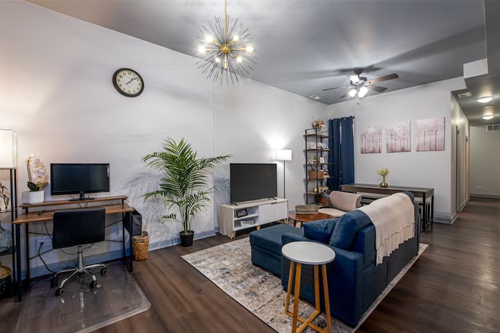Modern Apt Near U Of Chicago! - Gresham - Chicago