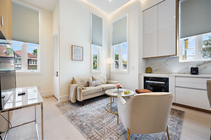 Breathtaking Brand New Townhouse - Toronto, ON