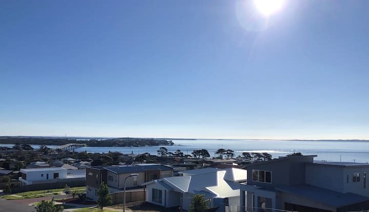 Panorama Views - 3 B/r Townhouse - San Remo