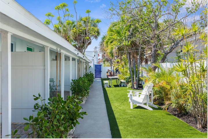 Private Micro-resort | All 4 Units | Fall Getaway - St. Pete Beach, FL