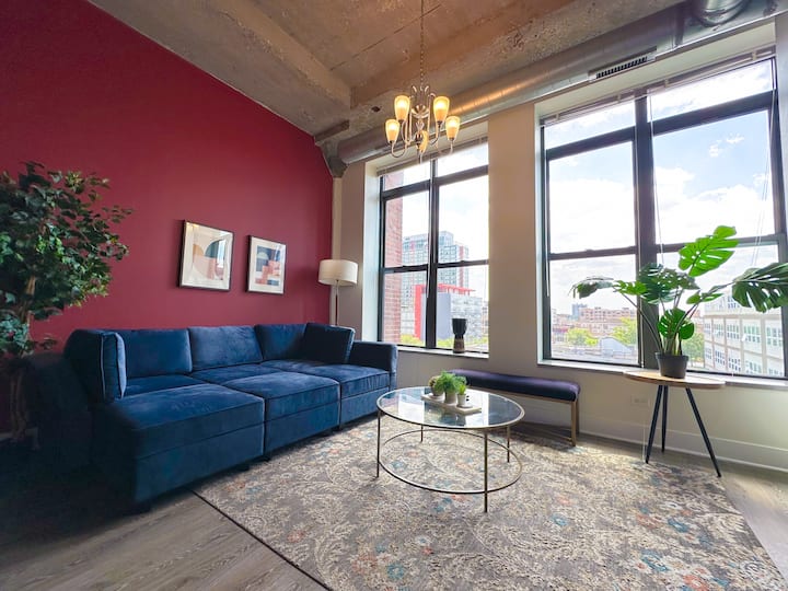 Modern 2br South Loop Apt | Near Mccormick Place - Chicago, IL