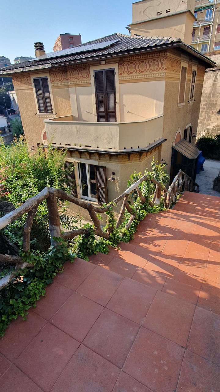 Villa Indipendente Con Giardino - Genoa