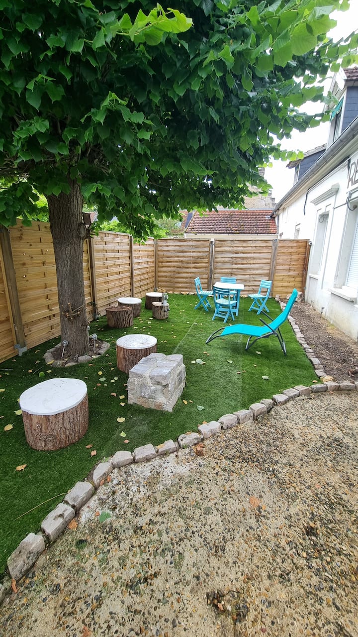 Appartement Avec Petit Jardin - Pierrefonds