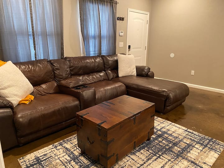 Comfy Family Friendly Apt D - Jonesboro, AR