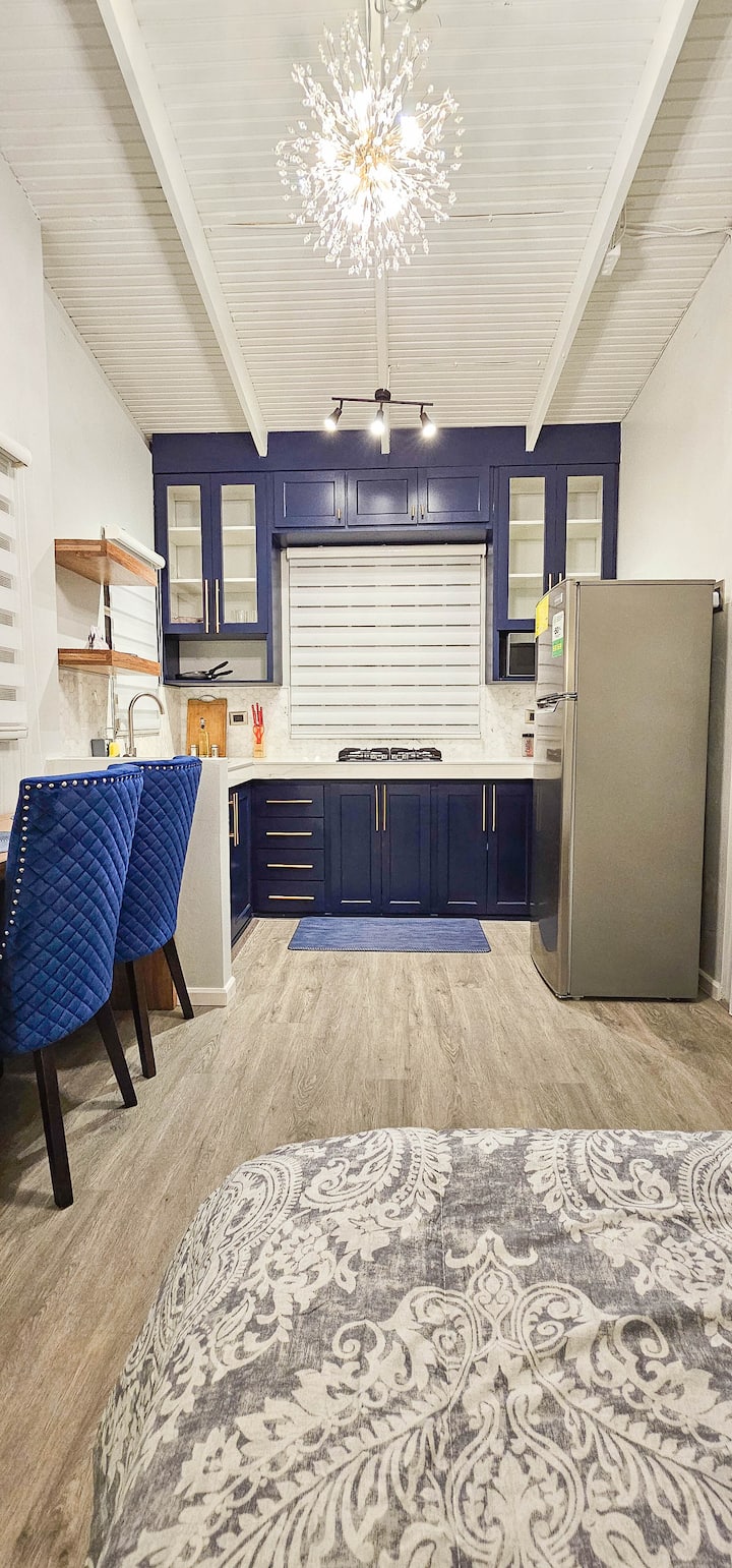 Cozy Studio Apt Westmoorings - Port of Spain