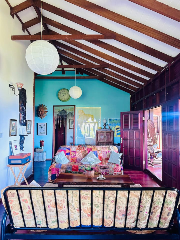 Hummingbird House - Dominica