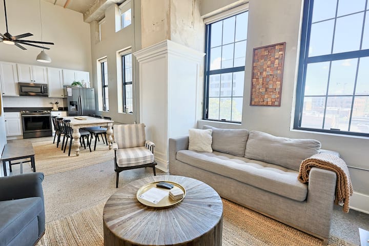 Downtown Urban Retreat - Knoxville, TN