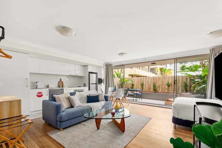 Manly Chic—a Breezy Beachside Studio Retreat - Sydney