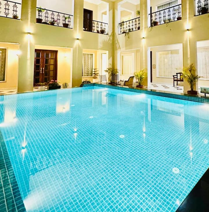 1 Luxe Room In Pool Villa, Meal! Near Lakes/palace - 烏代浦