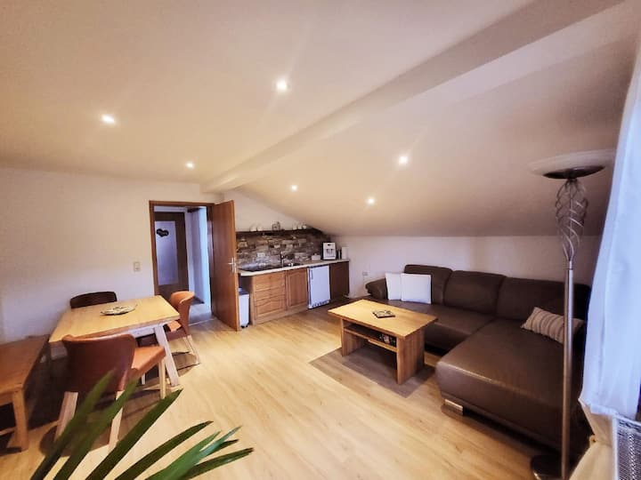 Fewo Goldfasan Mit Exotischen Tieren (Lam) - Lam