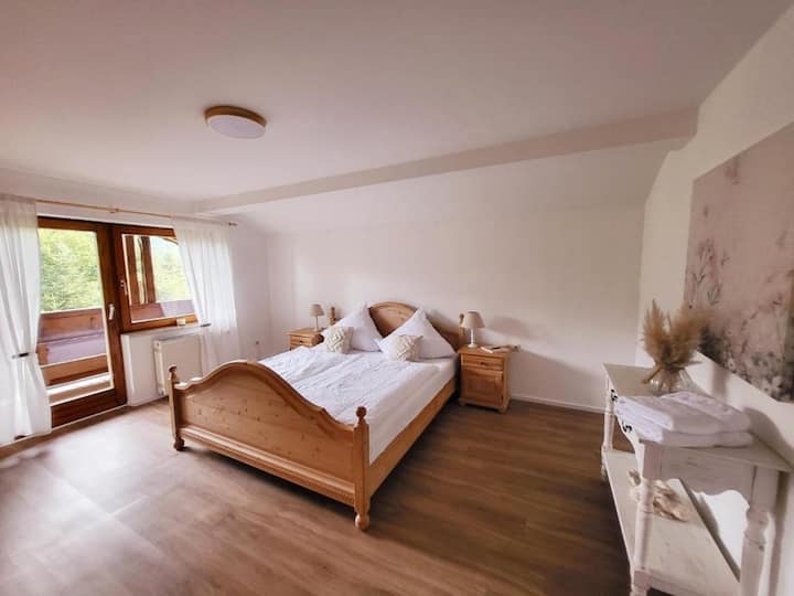 Fewo Goldfasan Mit Exotischen Tieren (Lam) - Lam