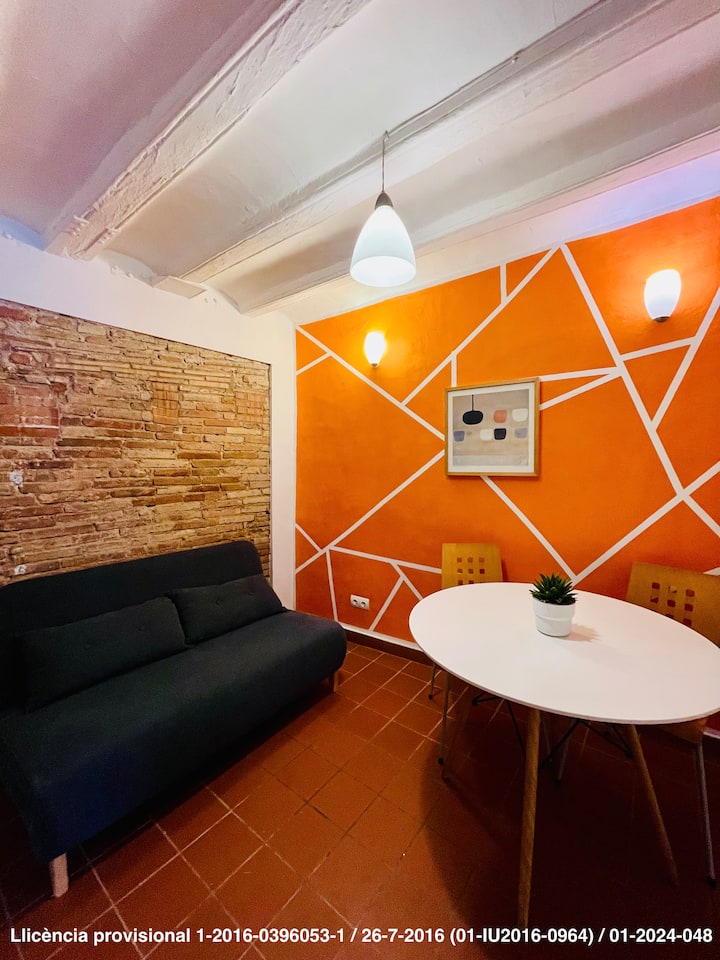 Encanto Gótico Histórico Cerca De Las Ramblas - Badalona