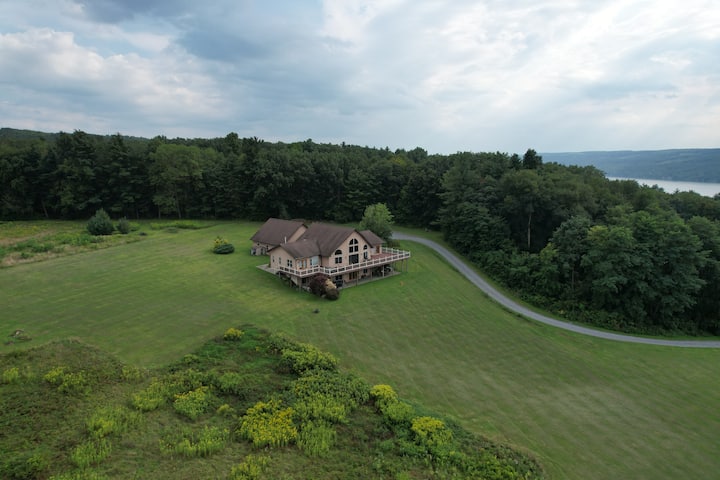 Amazing Lake Views & Nearby Wineries & Breweries - Dundee, NY