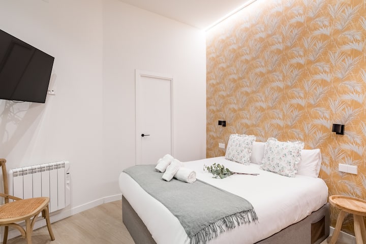 Charming Almudena Ii - Madrid