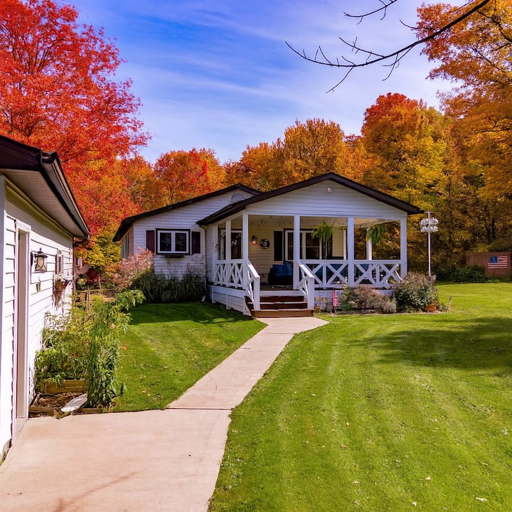 Peaceful Fall Retreat For Family And Friends! - Lake Erie, PA