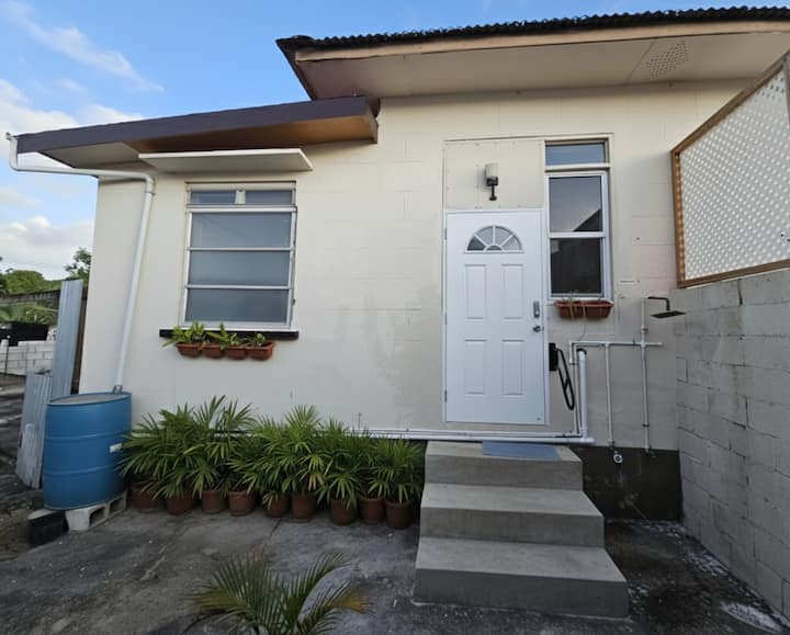 Carita Apartment #1 With Beach Access & Air Con! - 巴貝多