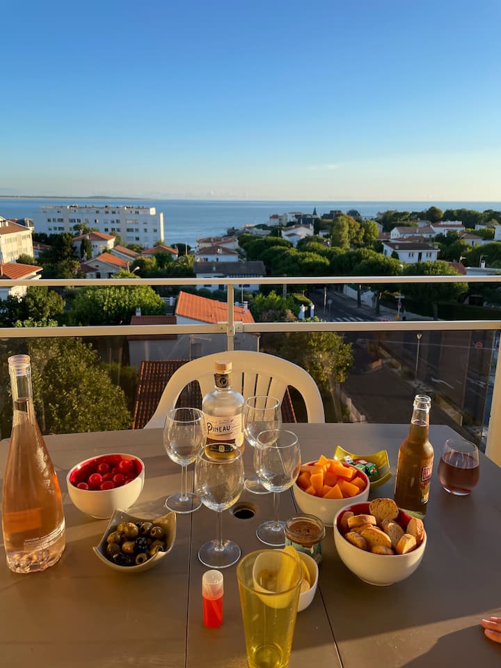 Duplex De 48 M2 Avec Terrasse Et Vue Panoramique - Royan