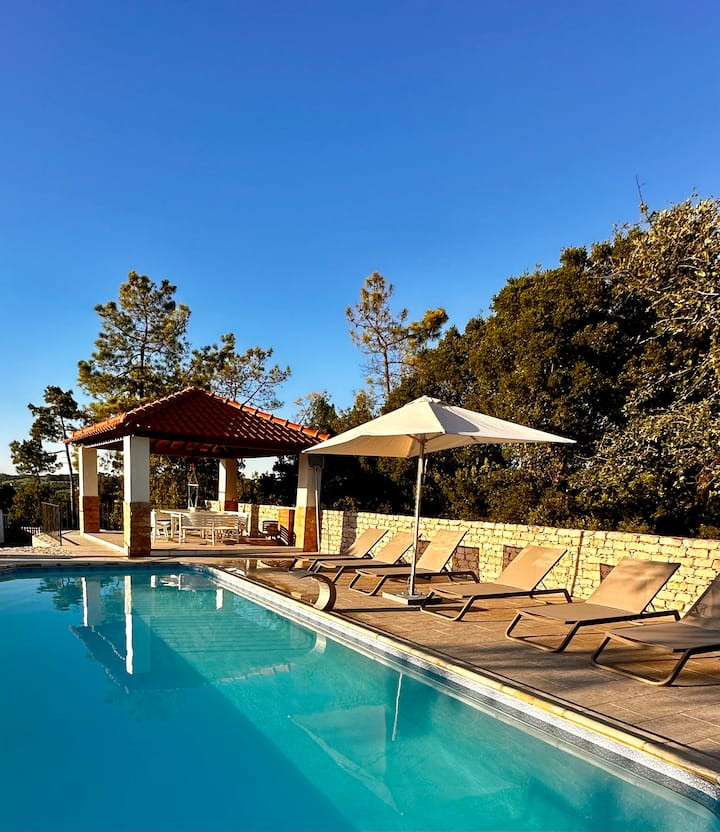 Romantic Chalet Villa, Quinta Boa Vida - Alcobaça