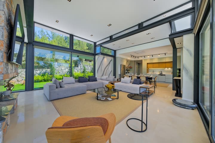 Luxury Göcek Villa / Private Pool & Tennis Court - Göcek