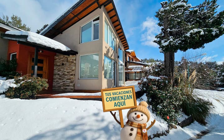 Casa Moderna Con Vista Al Lago Y Jacuzzi Privado - San Carlos de Bariloche