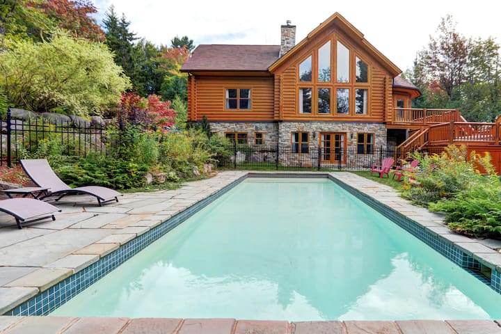 Fiddler Lake Resort: Chalet + Private Pool & Spa - Saint-Sauveur
