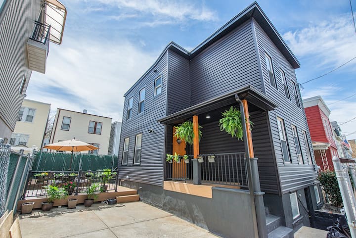 Private 3br Home • 15min To Nyc • Free Parking - Jersey