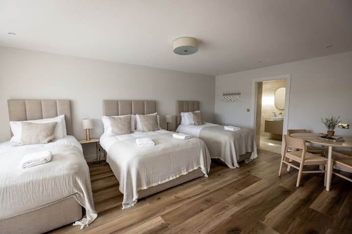 Family Room - Doolin