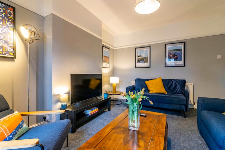 Spacious 4bdr Home, Off-street Parking Sleeps 7 - Dunkirk - Nottingham